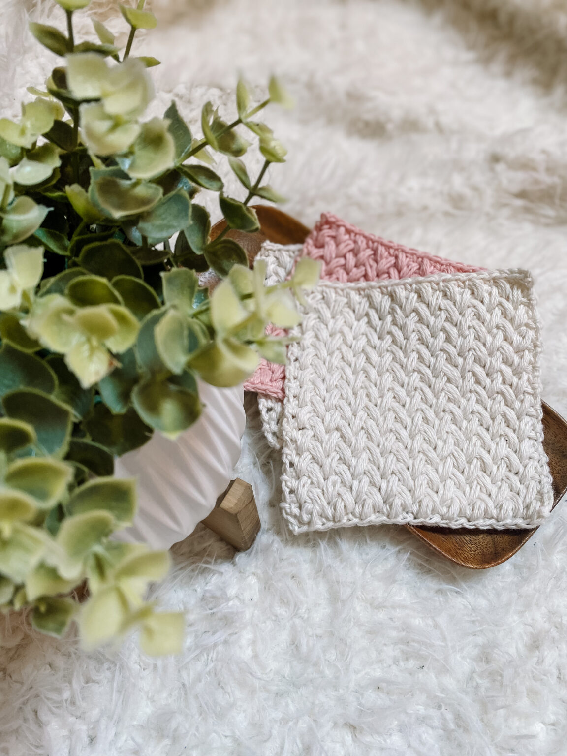 Coco Coaster – FREE PATTERN